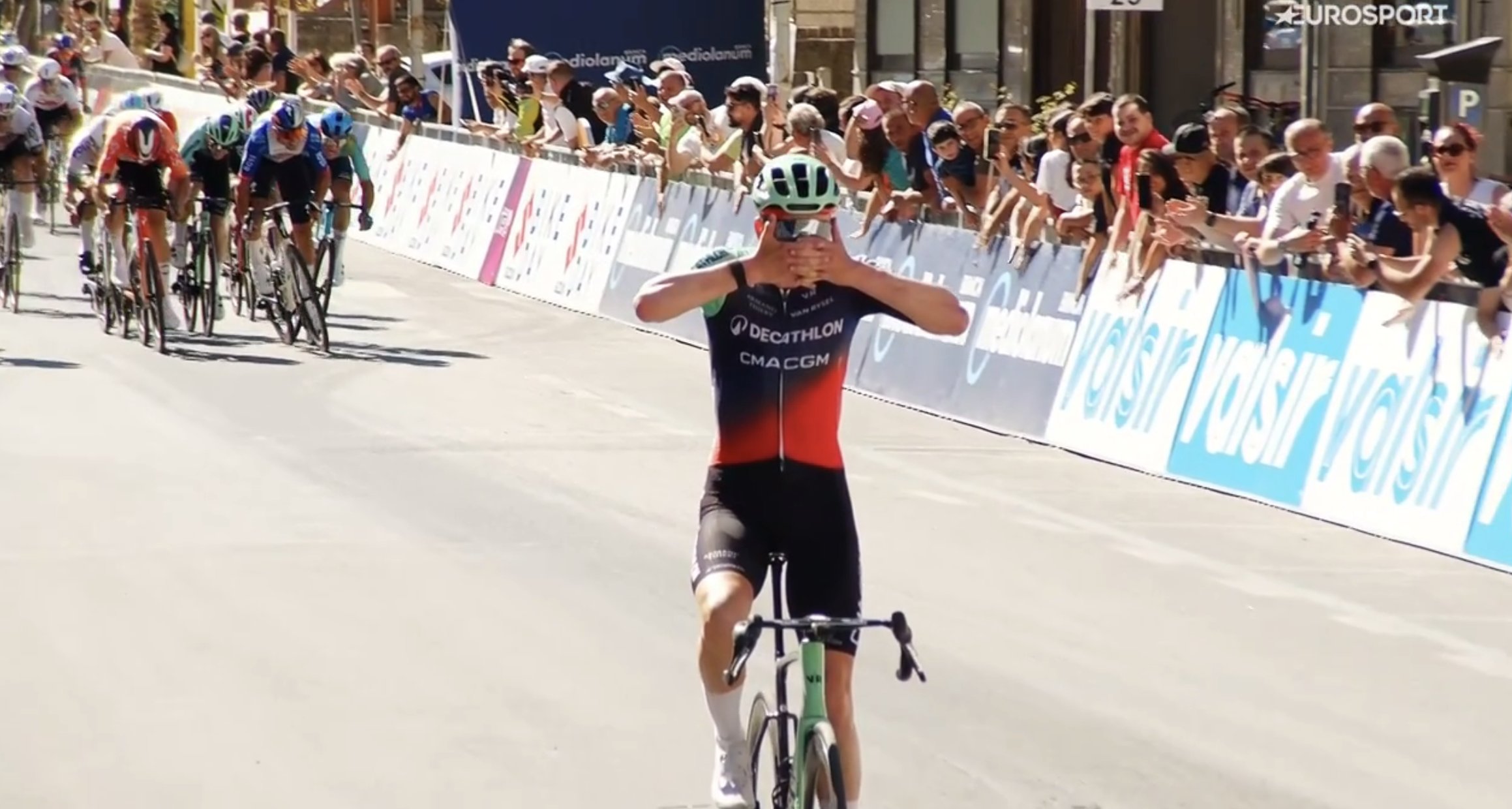 Video: Ultimi 3 chilometri tappa 1 Giro Next Gen 2026