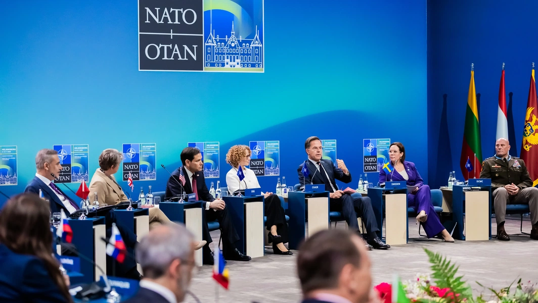 US to cut NATO aircraft and warships in Europe