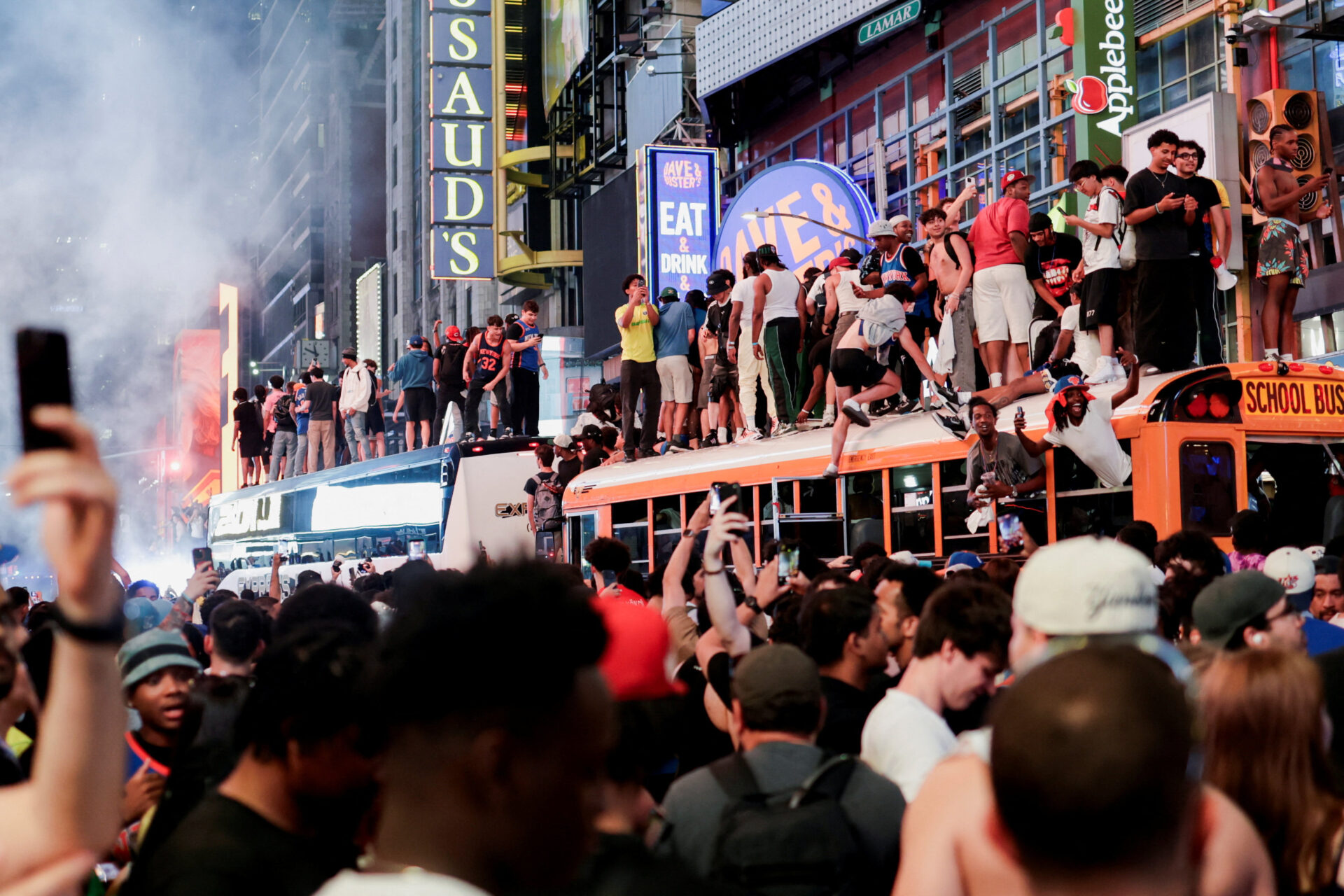 Scary scene in New York as Knicks fans' NBA Finals celebrations turn ...