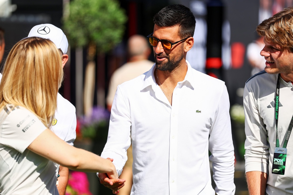 Fernando Alonso jokes watching Barcelona GP is better than in the car