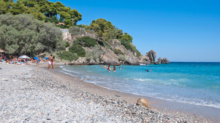 Avoid 3 of the most polluted beaches in Greece (and visit 3 of the ...