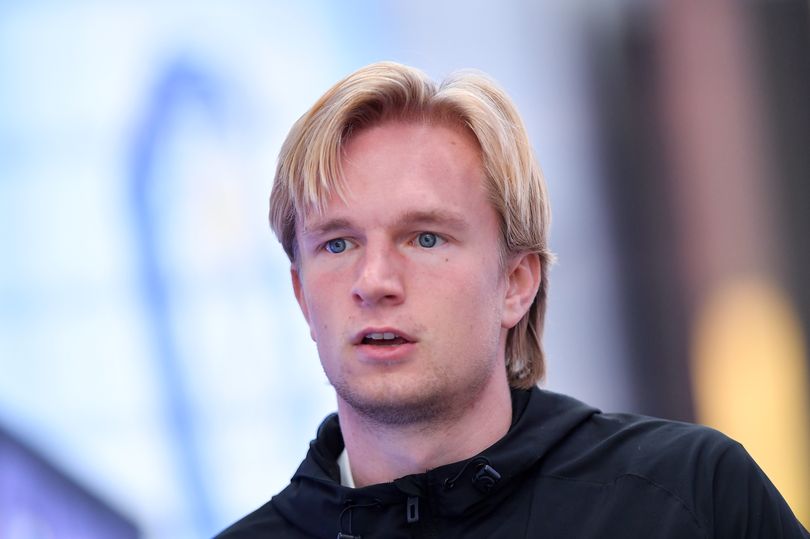 Victor Kristiansen transfer exit route emerges as confirming Leicester ...