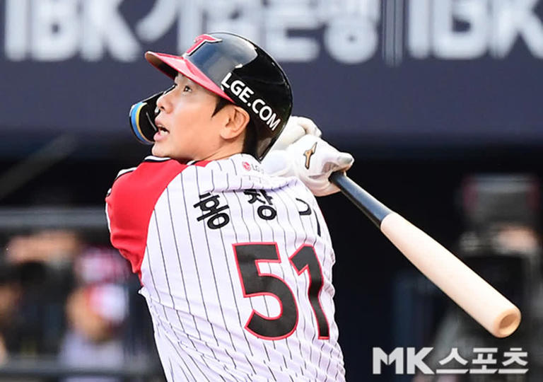 홍창기 '승부를 뒤집는 역전 2루타' [MK포토]