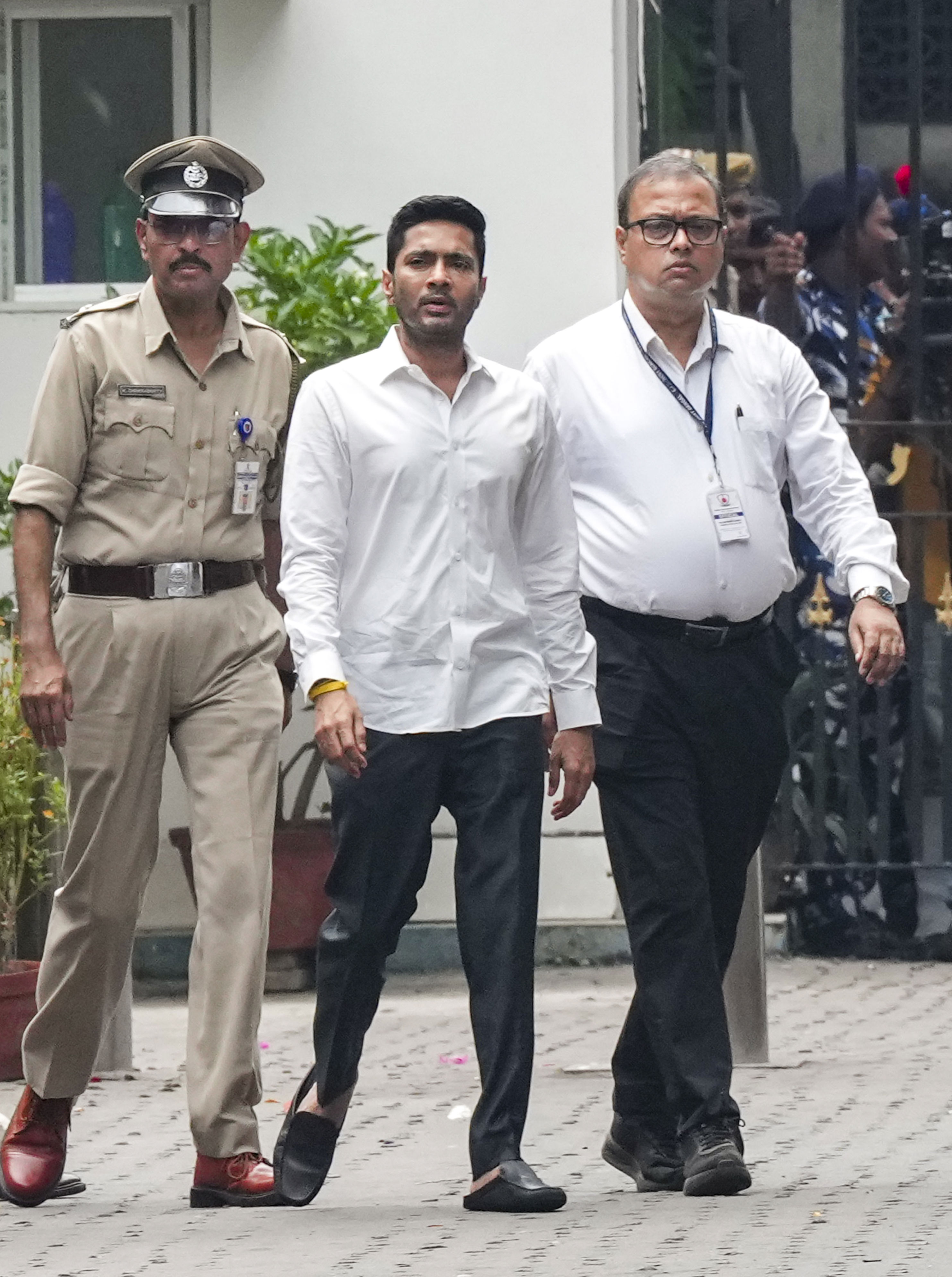 Signature forgery case: CID conducts marathon questioning of TMC's ...