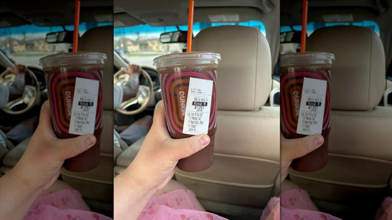 7 delicious Dunkin' iced coffee hacks