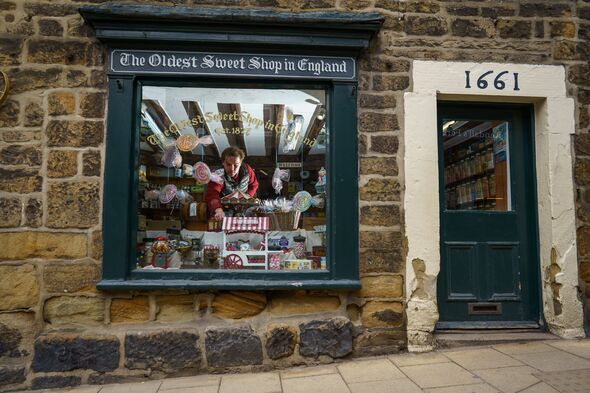 UK sweet shop is oldest in world - opened in 1827 and gets 20k visitors ...