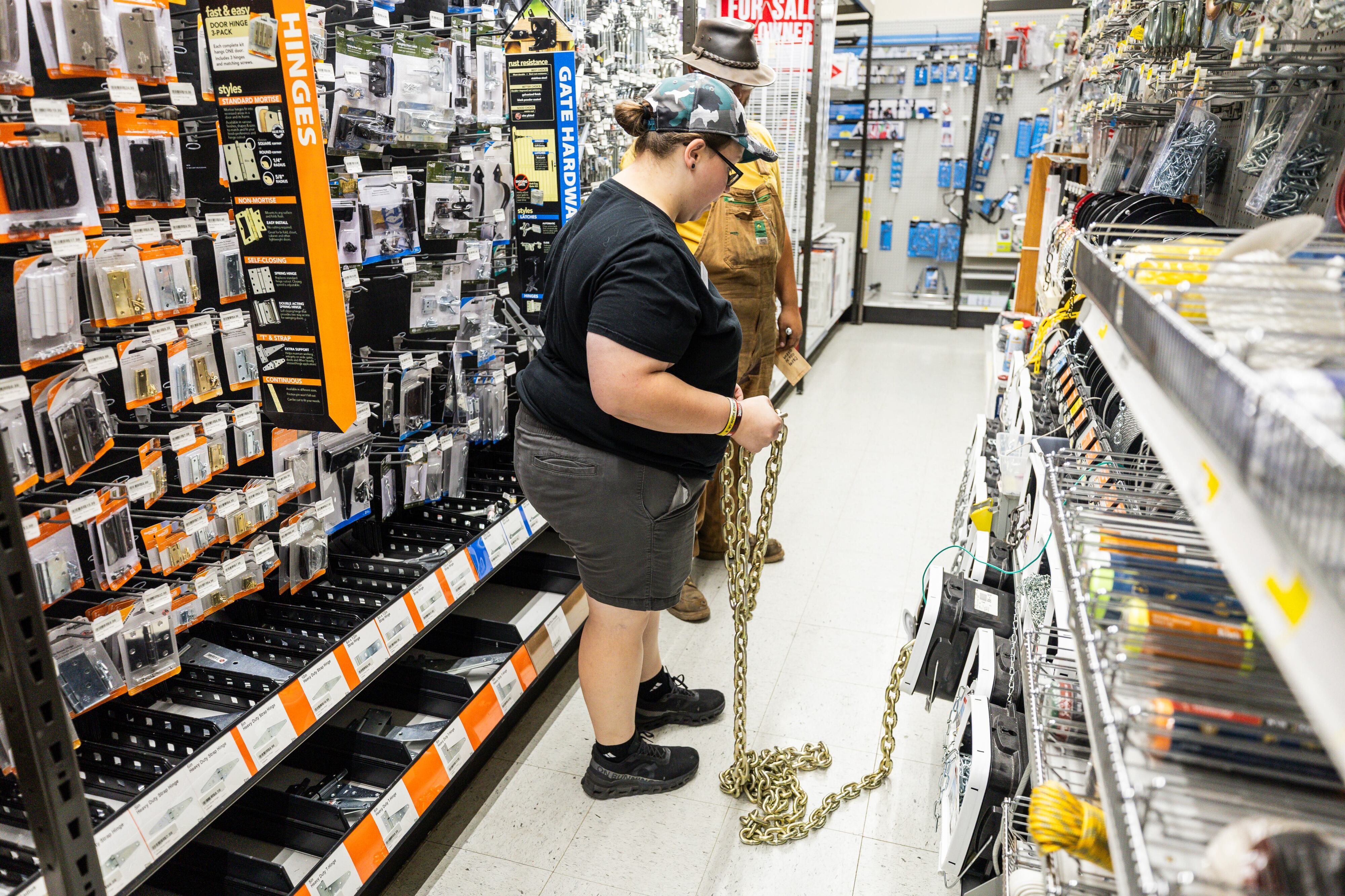 Popular hardware chain, Home Depot rival, files for bankruptcy