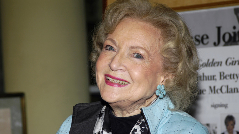 'They considered each other family': A dive into Betty White & Lucille ...