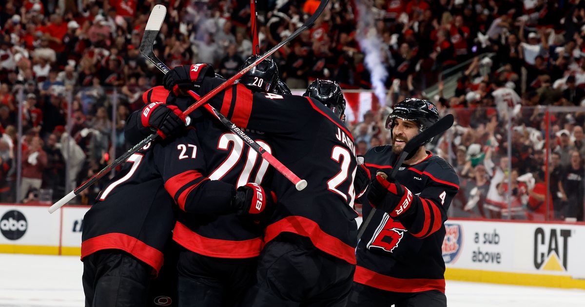 Rod Brind'Amour's Hurricanes 60 minutes from a Cup, with Vegas still ...