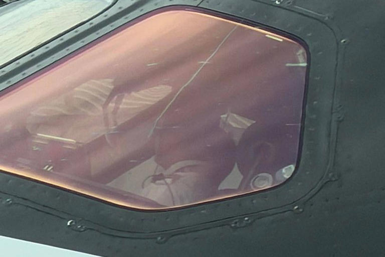 Air Canada flight returns to Edinburgh after cracked windscreen emergency