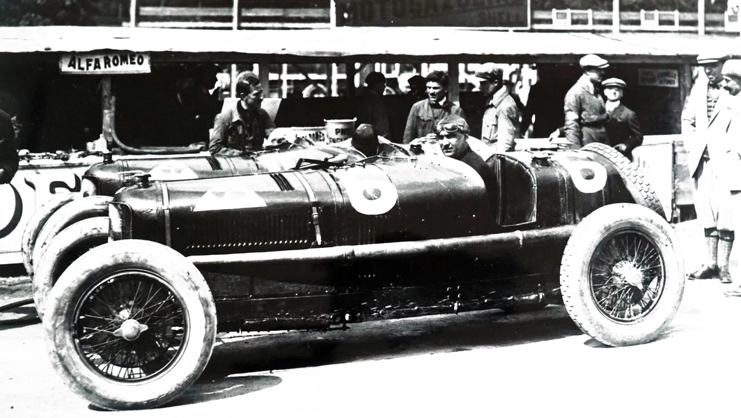 8 notable cars with small straight-six engines