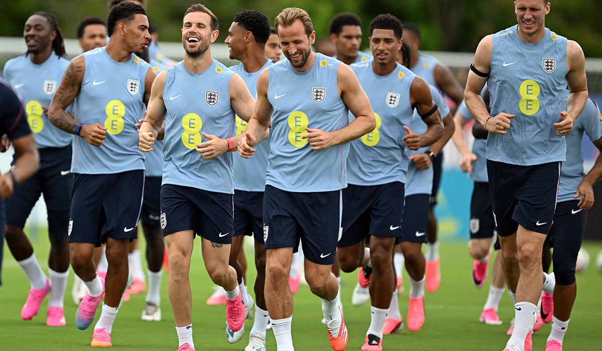 Michael Owen singles out 'horrible' reason England will fail at World ...