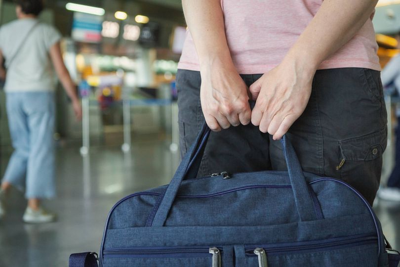 Frequent flyer shares 3 things you should always have in your hand ...
