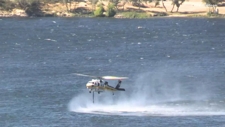 Fast-moving wildfire prompts evacuation orders near Palmdale