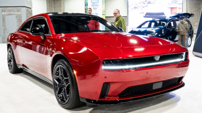 Stellantis test solid-state batterijen in Dodge Charger voor grotere ...