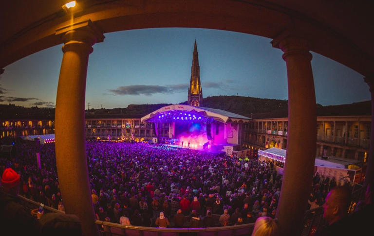 Photo gallery: Embrace play to 6,000 sold-out hometown Halifax crowd at ...