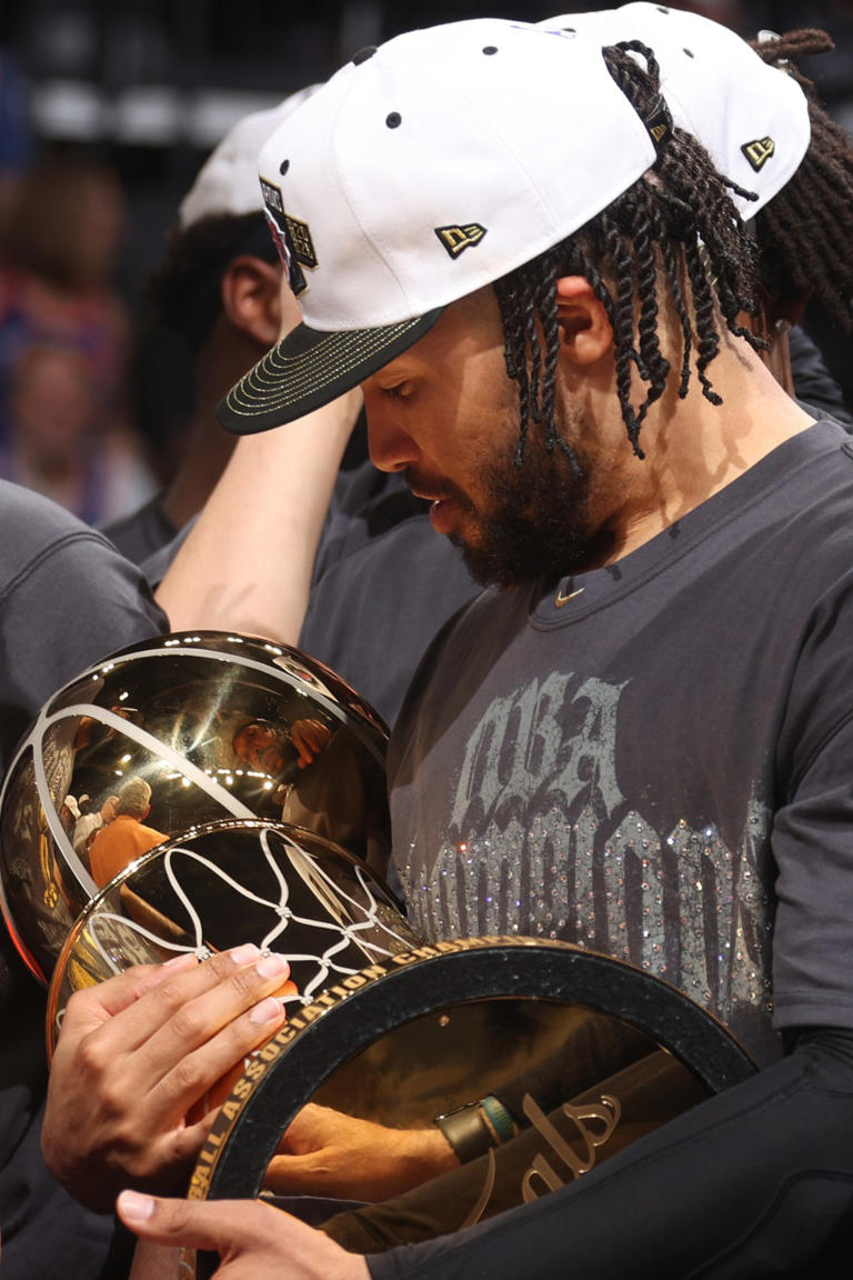 James Dolan apologizes to Knicks fans as 53-year NBA title drought ends