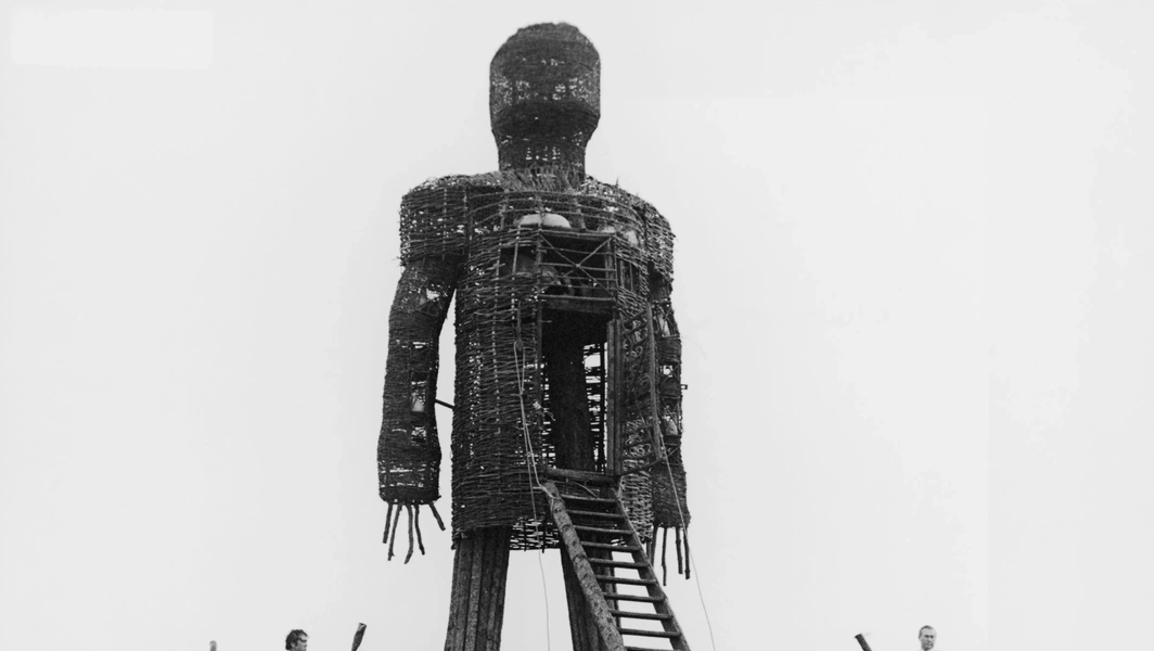 6 surreal horror films that defy reality