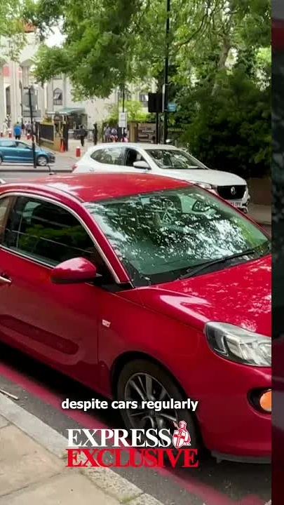 Mosque parking chaos in central London