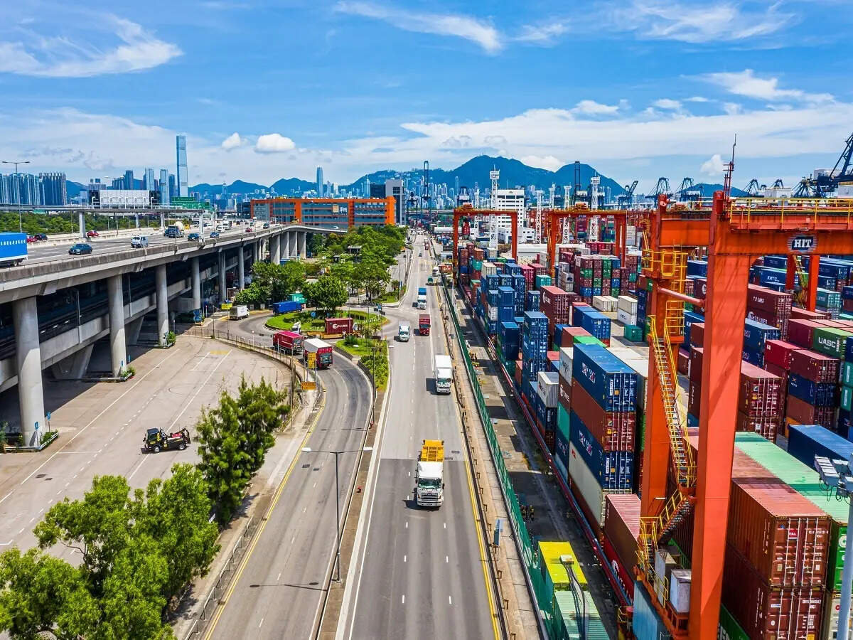 Charting the global economy: War pushes up prices, dents growth