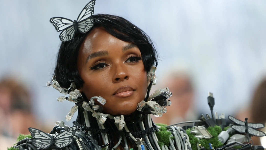 15 celebrities who redefined style and self-expression