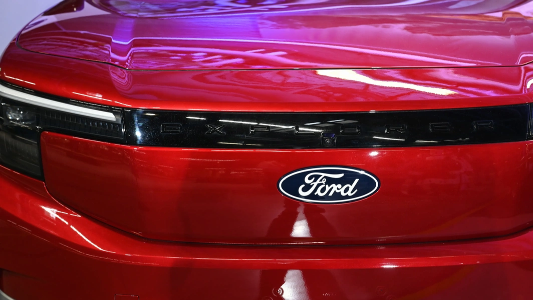 2027 Ford Explorer ST sinister package and key updates