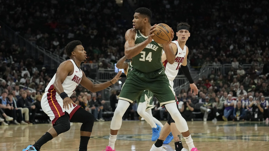Three teams exit Giannis talks as Miami, Boston emerge