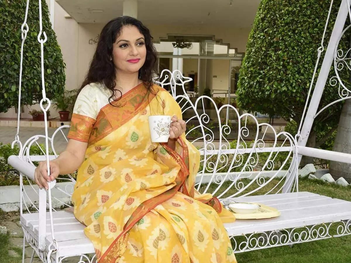 Actress who worked with Aamir Khan, Ajay Devgan and Sanjay Dutt is ...