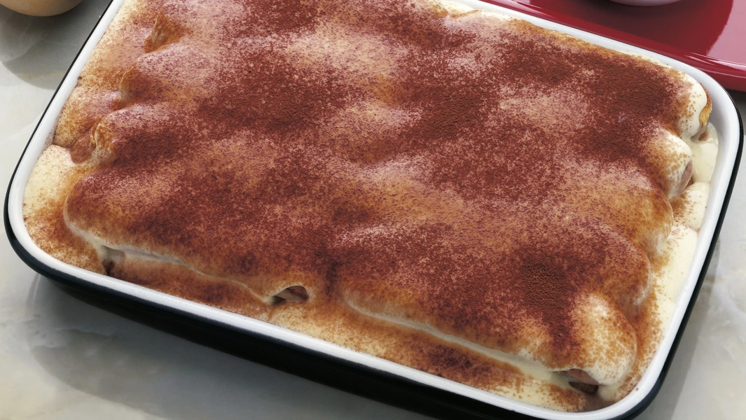 Tiramisu origins, adaptations, and serving tips