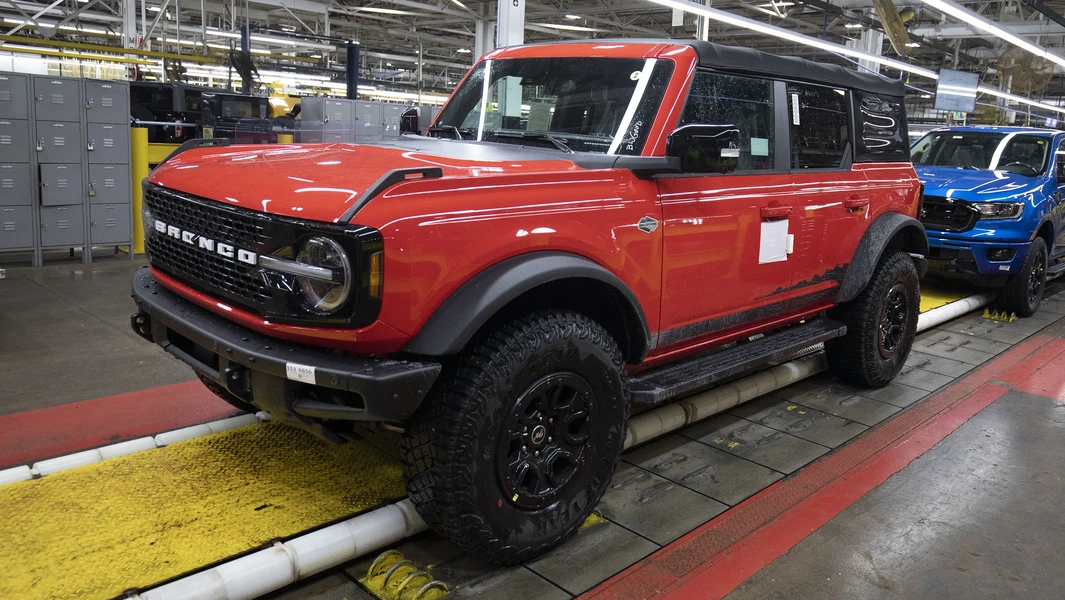 Ford Bronco sales decline and market challenges