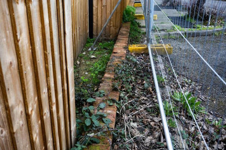 Man spends £18,000 on private security to protect his tiny dwarf wall