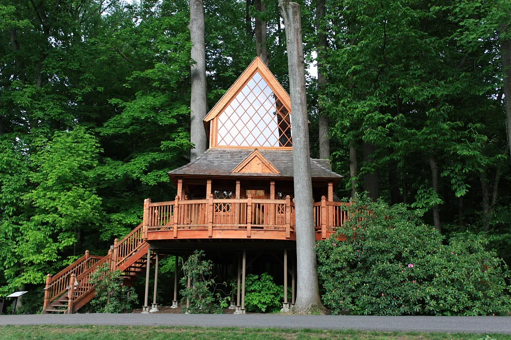 Hidden treehouse resort in the Pacific Northwest that is perfect for a ...