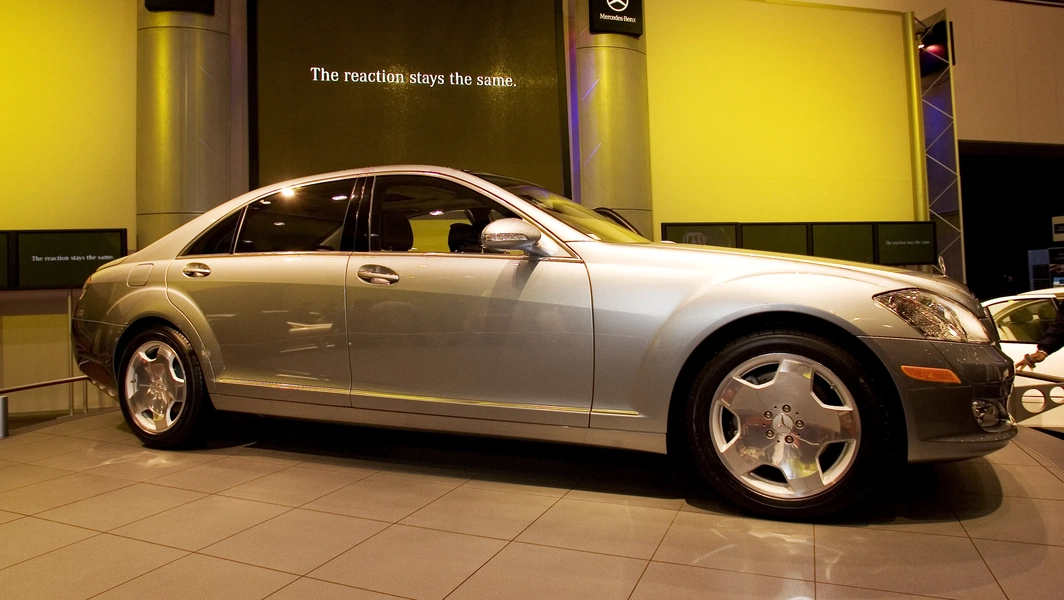Why V12 Mercedes S-Class sedans lost their value