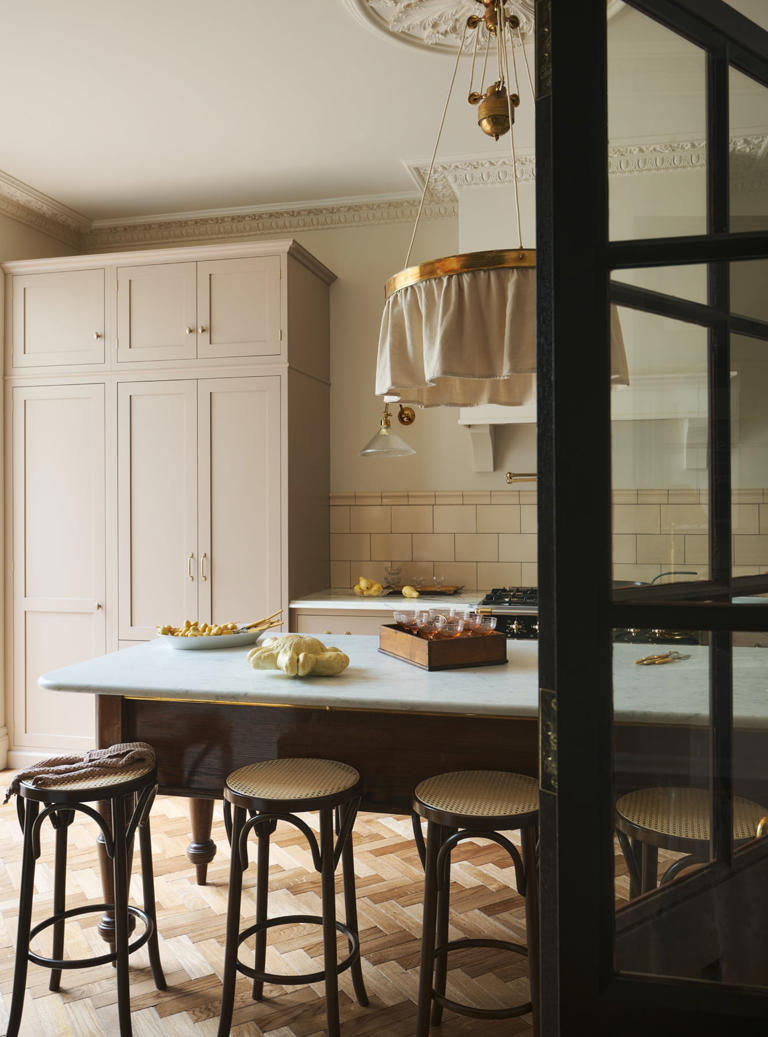 5 timeless kitchen colors you won't regret in 10 years
