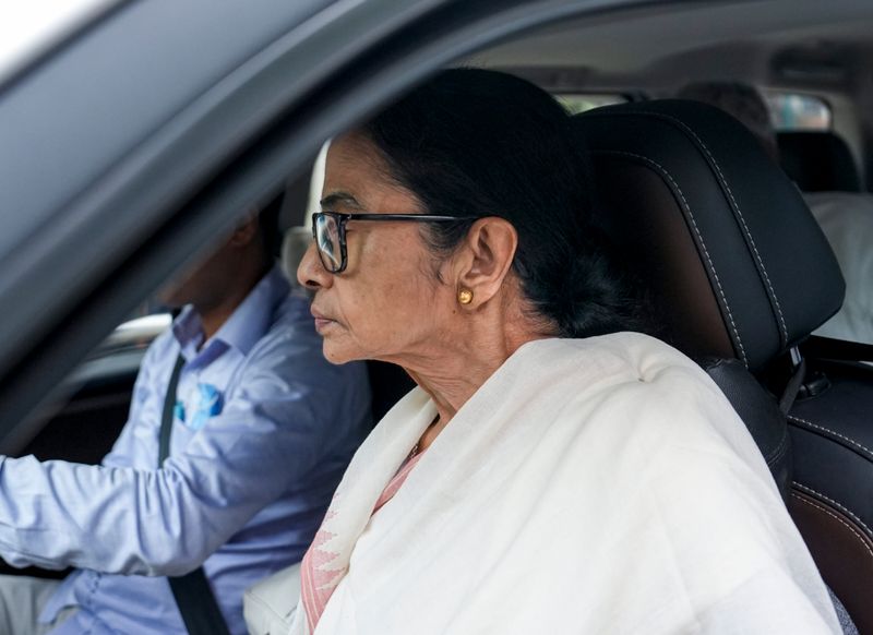 Constitutional expert questions plan of TMC rebel MPs to seek 'real TMC ...