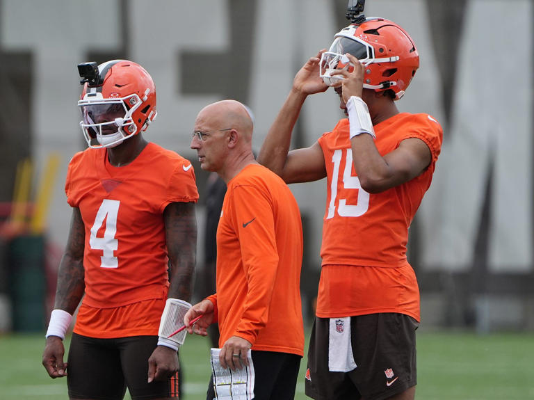 Sunday Dawg Chow (6/14): Brother, can you spare a dime? Or maybe a QB?