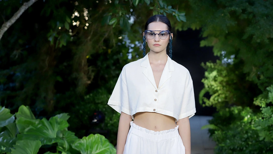 11 chic summer outfits for hot city days