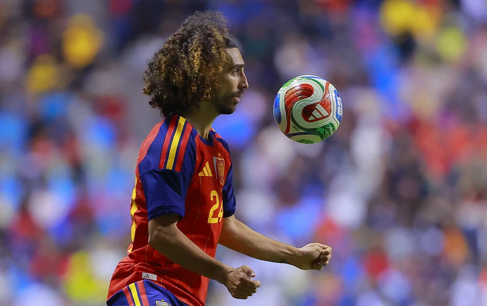 Cucurella praises Alonso project but future remains uncertain