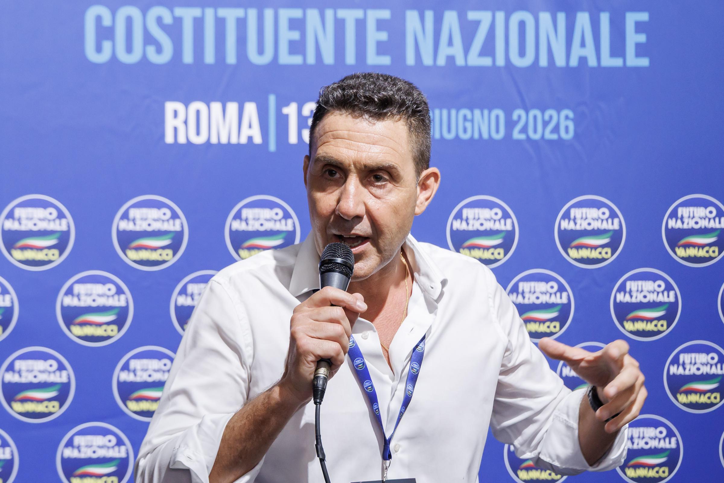 Futuro nazionale, Vannacci: "Il femminicidio non esiste, non serve un ...