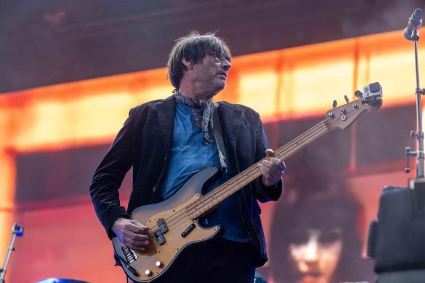 A joyous, jubilant night of nostalgia - Alex James' Britpop Classical