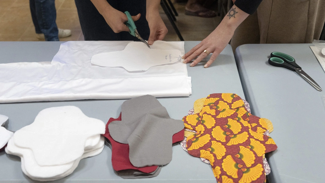 Economic and environmental benefits of reusable period products