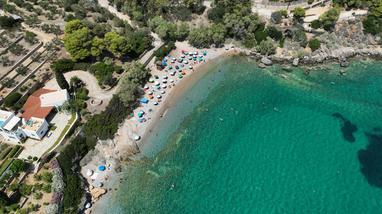 Avoid 3 of the most polluted beaches in Greece (and visit 3 of the ...