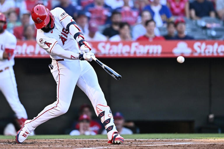 Angels pursue rare series sweep against Rays