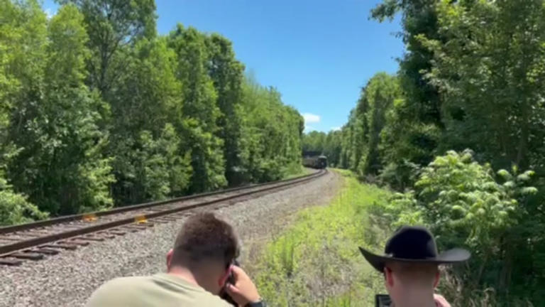 Watch: Incredible videos capture Big Boy 4014's historic journey ...