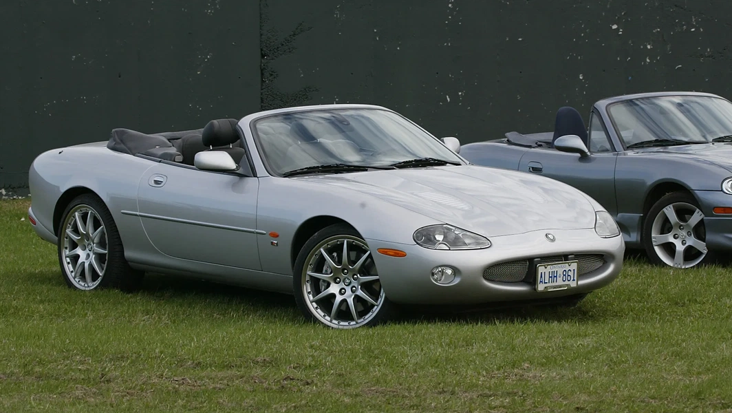 12 affordable 2000s sports cars worth collecting