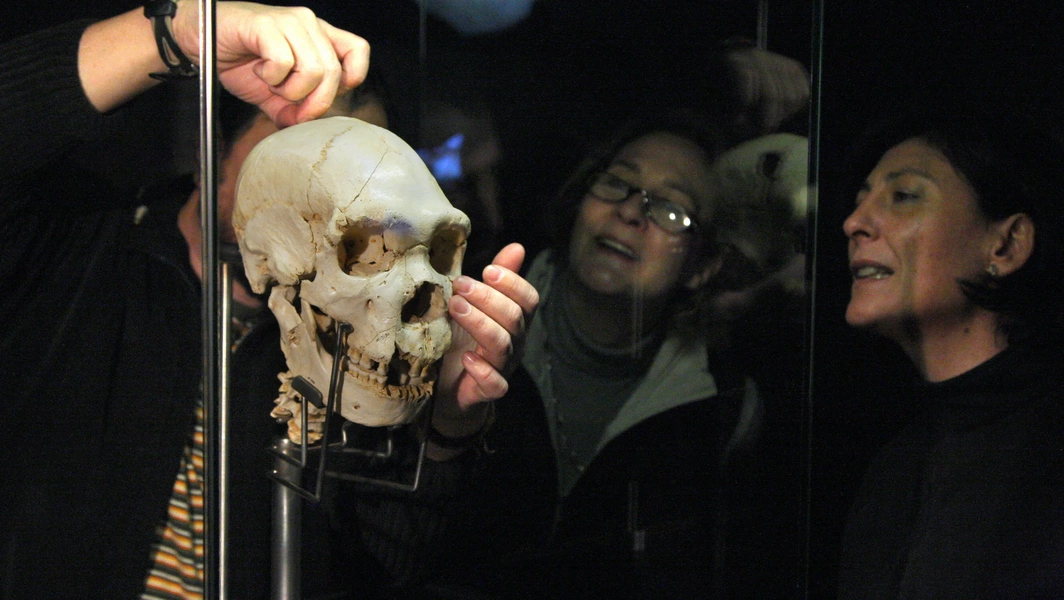 Ancient DNA and the evolution of European skin color