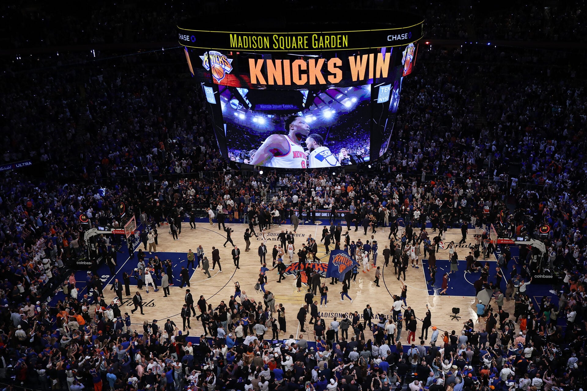 Fan makes astonishing list of things that didn't exist when the Knicks ...