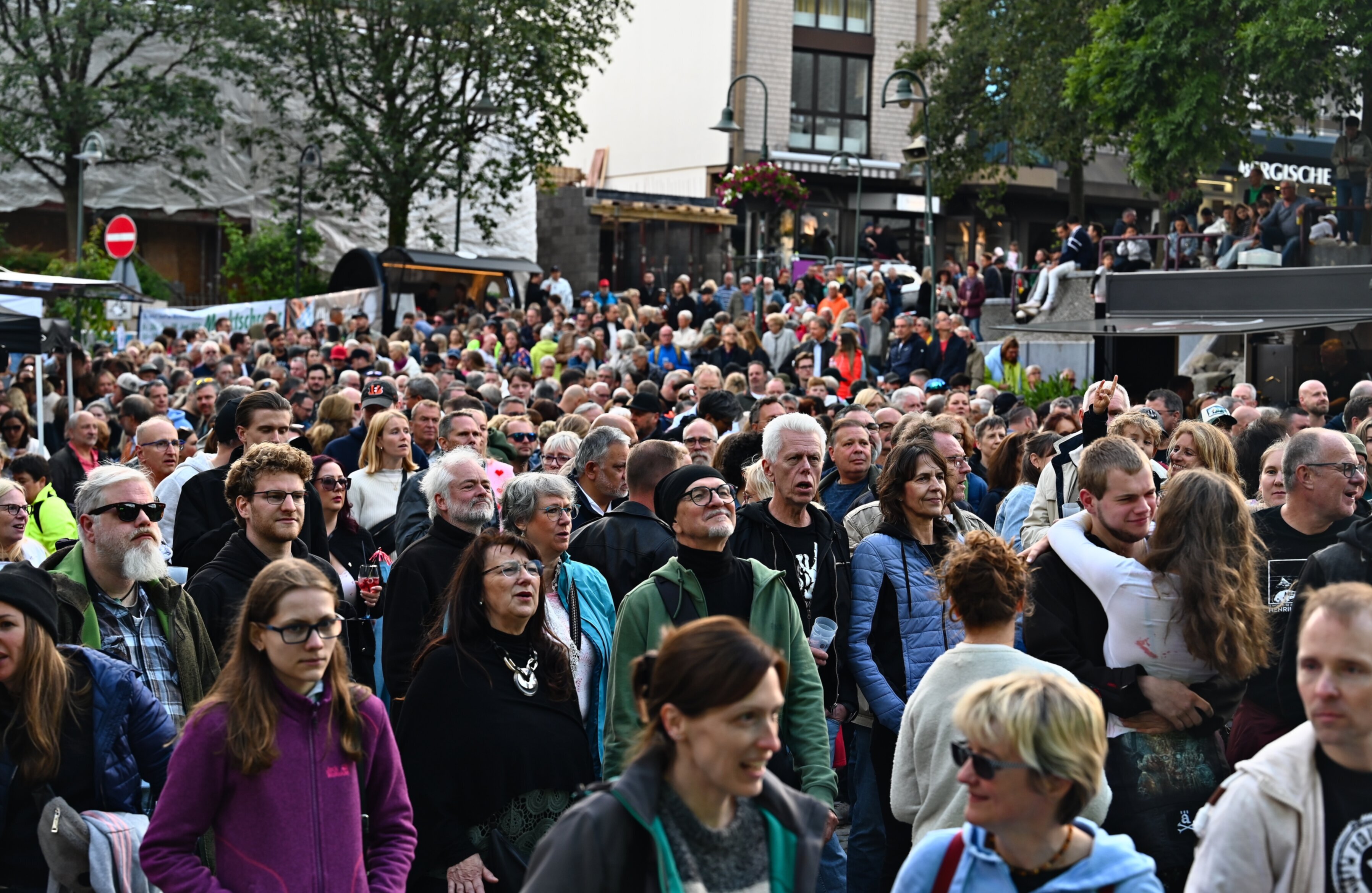 So war die Stimmung beim „Rock am Markt 2026“
