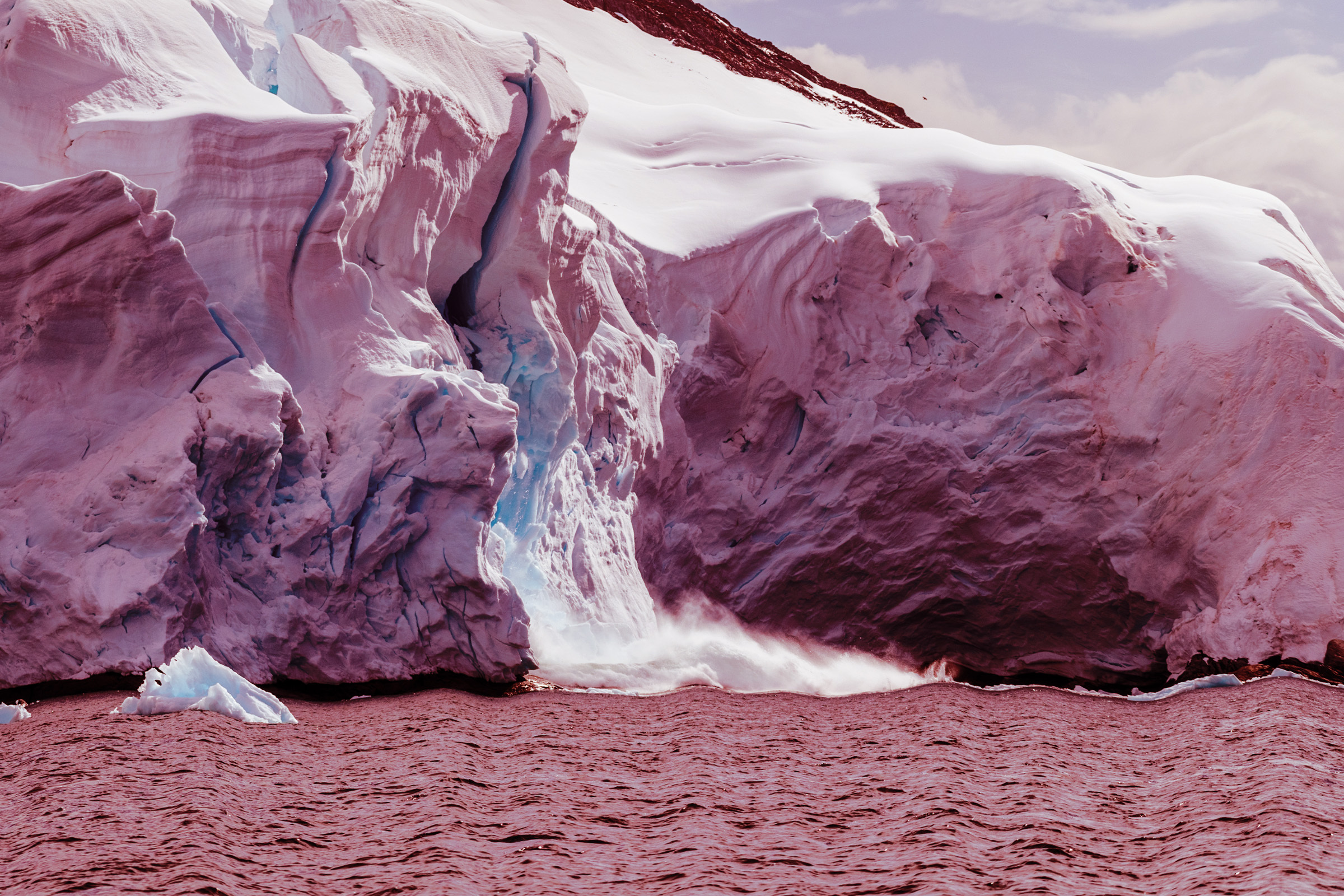 Scientists horrified as huge heatwave hits Antarctica