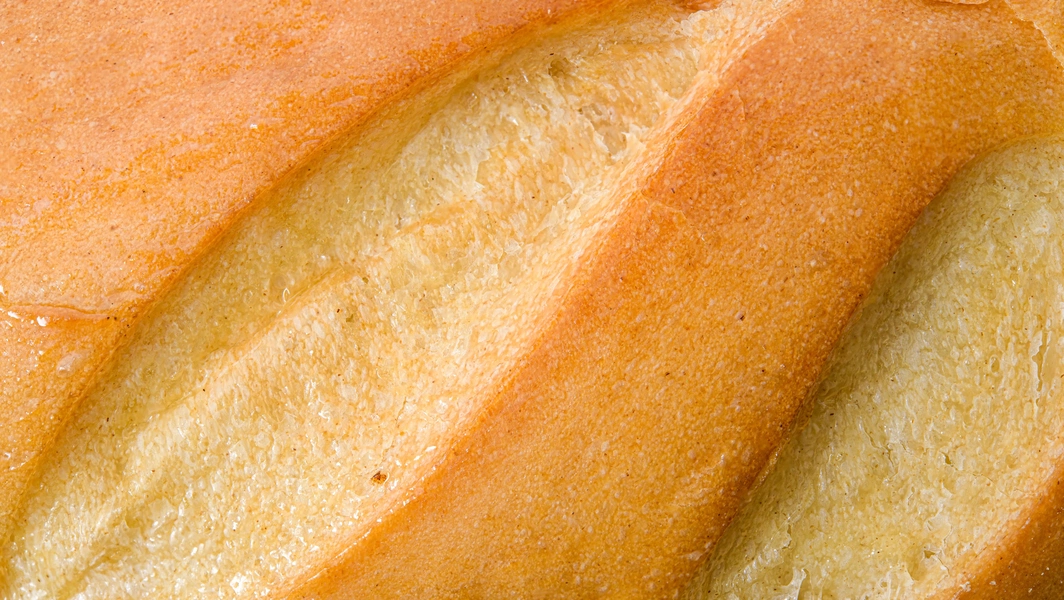 Emeril Lagasse’s garlic bread secrets